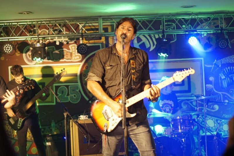 La banda que dejó una "Mancha" en Azul